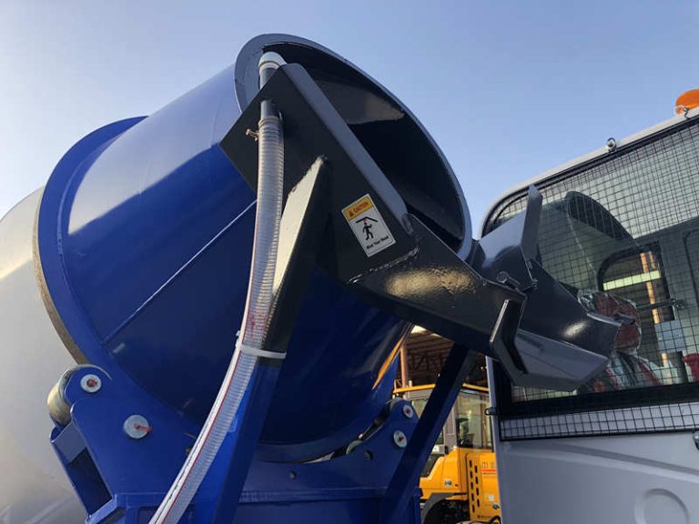 Self Loading Concrete Mixer | Manufacturer